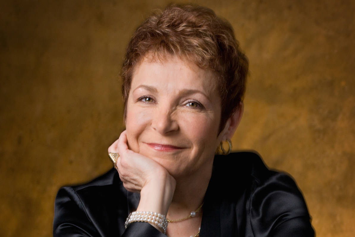 Live a healthy happy life - Carolyn Myss’ 5 choices - LiveTray